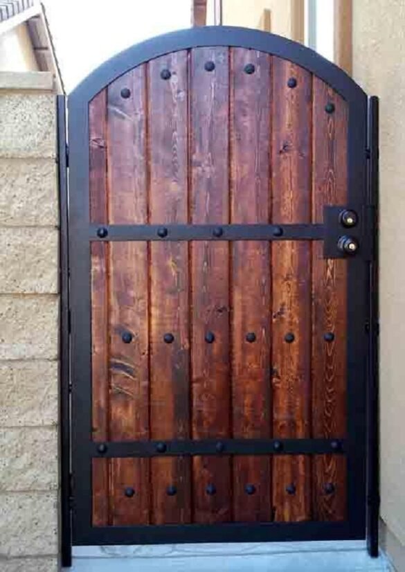 Stylish Entrance: 9 Attractive Gate Design for Small House - Available ...
