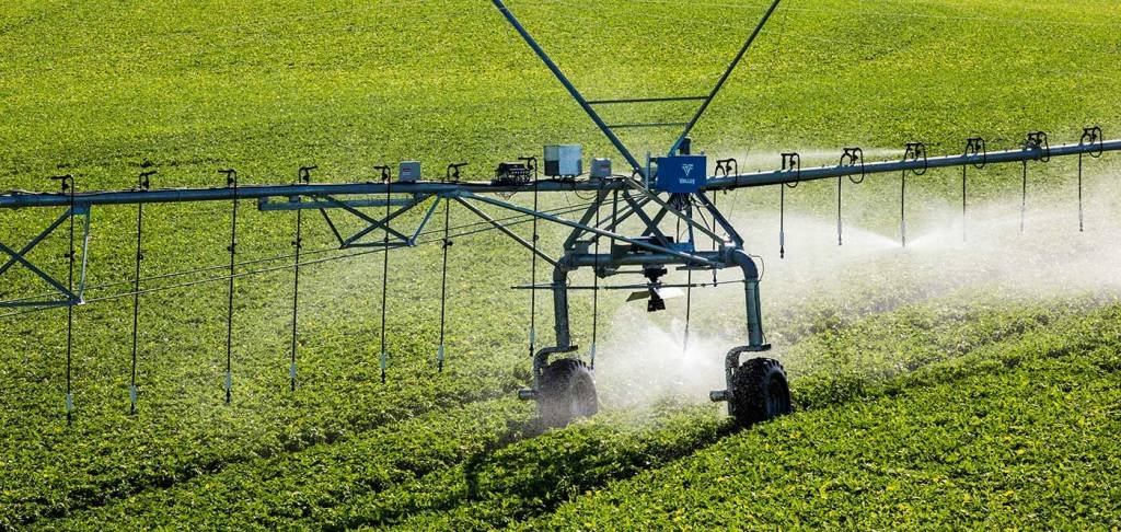 Advanced Irrigation-The Future of Automated and Connected Farming ...